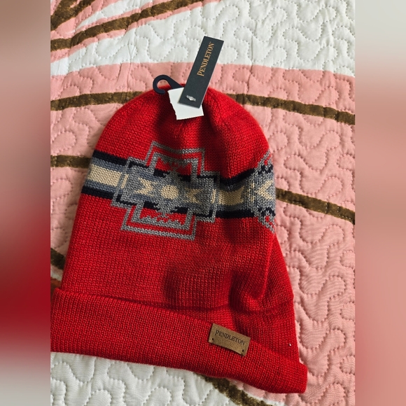 Pendleton | Accessories | Pendleton Red Knit Beanie With Geometric ...